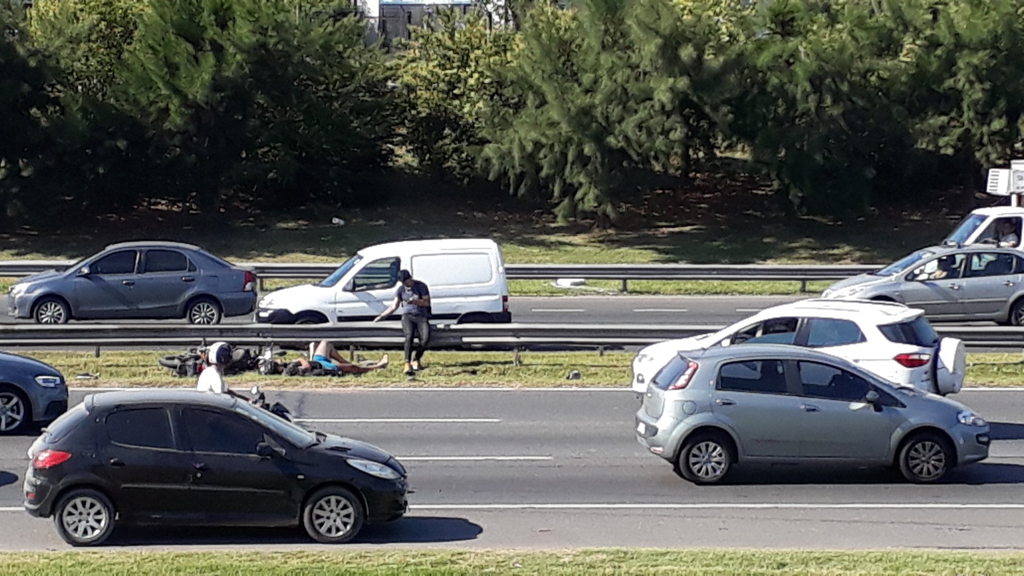 Tres Heridos Tras Un Choque Múltiple En La Autopista Panamericana A La